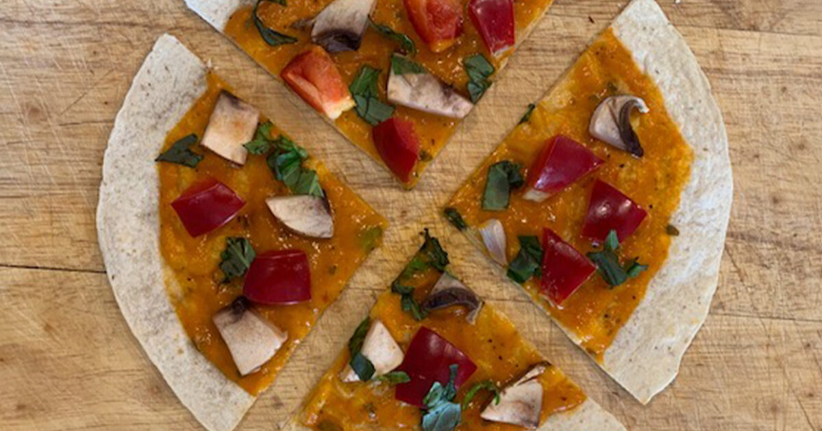 Very Veggie Pizza Wraps Recipe (dairy free) | Earth's Best